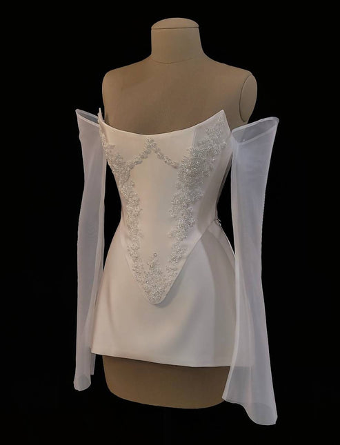 Max – Karla Gil Design