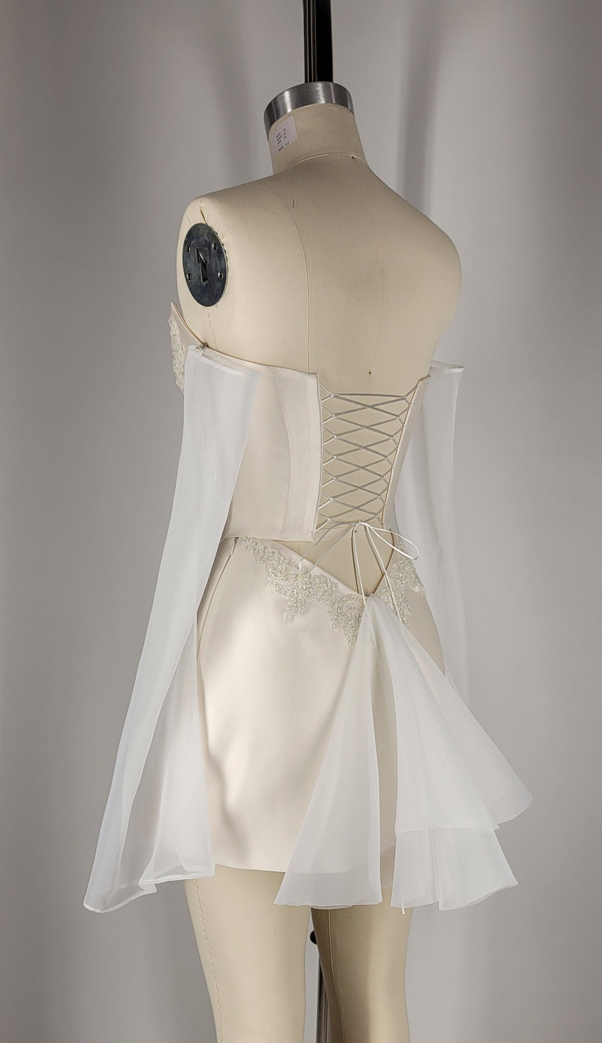 Max – Karla Gil Design